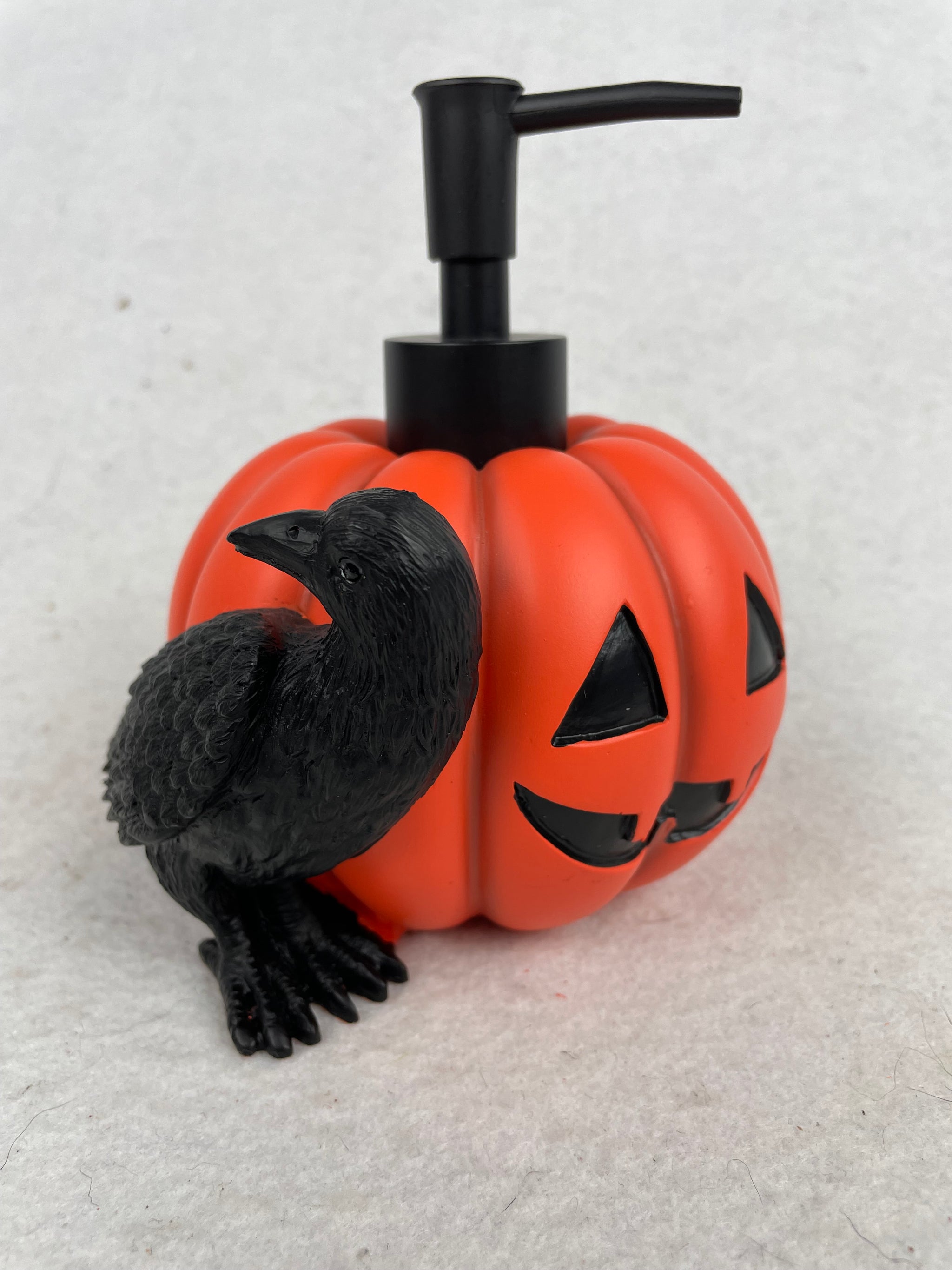 Halloween Black Raven and Pumpkin Soap Dispenser – CrazeAbout